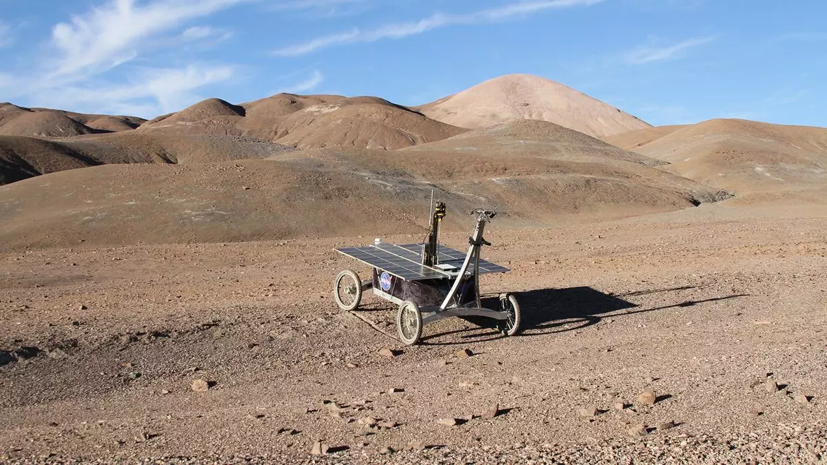 지구상에서 가장 극한 사막에서 화성인 사냥
