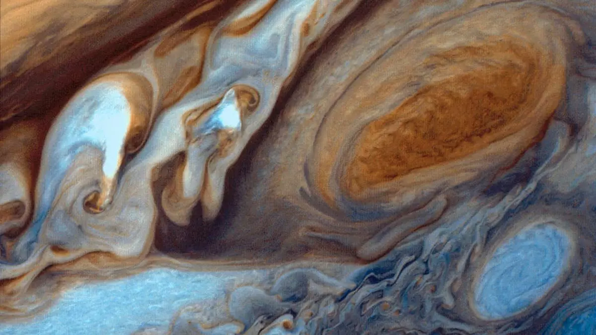 La grande tache rouge peut révéler le secret aqueux de Jupiter