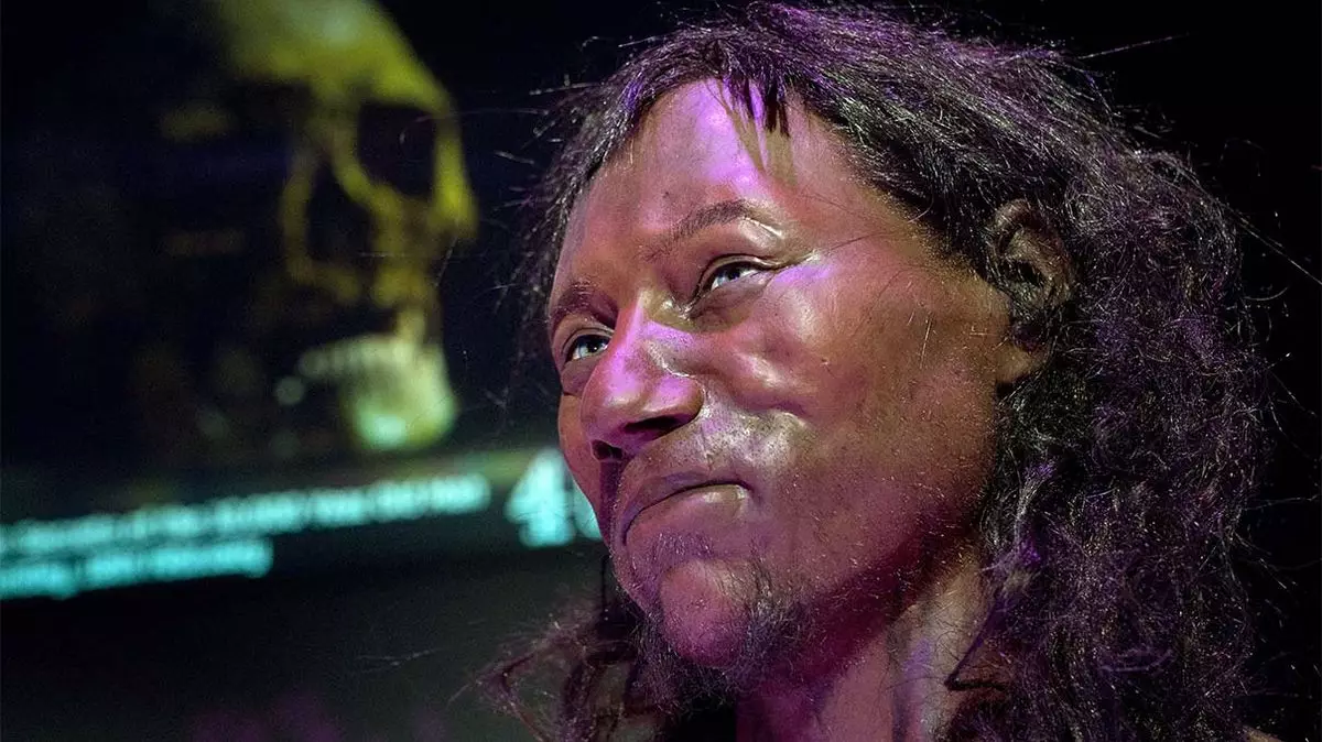 Seznamte se s Cheddar Man: Your New Stone Age Crush