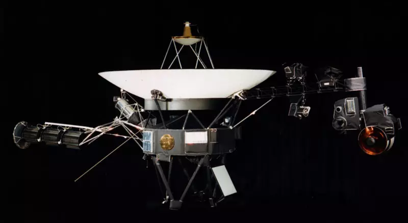 Кырк жыл өткөндөн кийин, Voyager 1 жылдыздар аралык трейлейзер болуп саналат