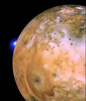 rembulan Jupiter Io