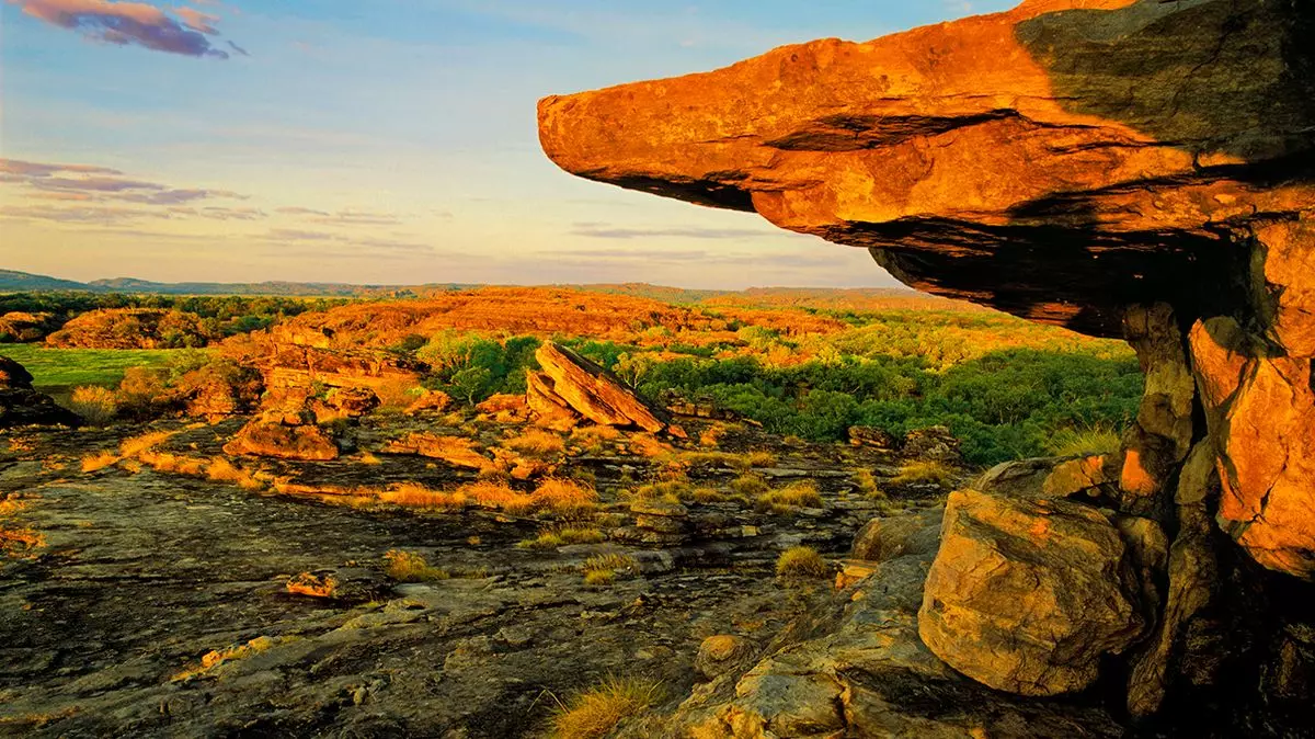 Artefakte dui op menslike aankoms in Australië 18 000 jaar vroeër as wat gedink is