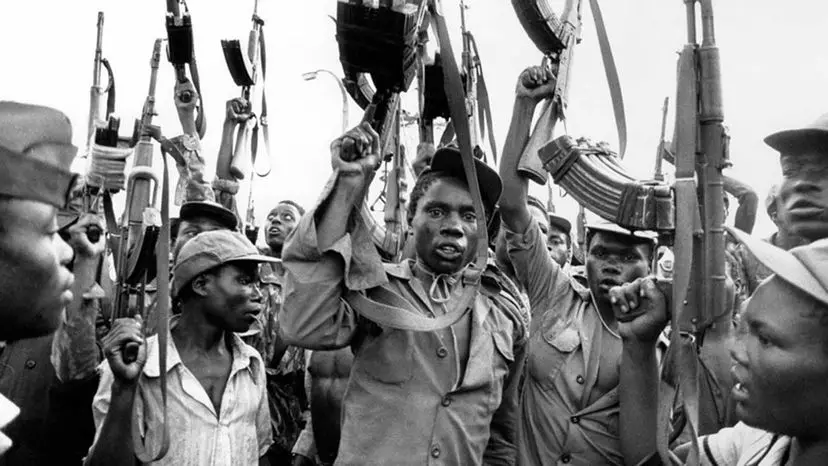 Mozambiko pilietinio karo kariai
