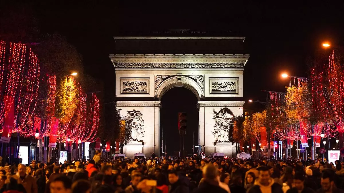 Како је Наполеонова тријумфална капија постала симбол Париза
