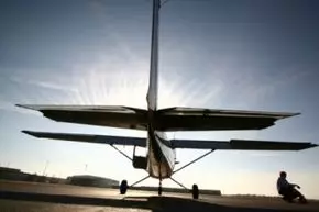 Cessna 172 Skyhawk — самая производимая модель любого самолета, поэтому она входит в число тех, которые обычно используются для обучения студентов.