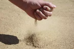 砂の物理的性質は、想像以上に異なります。