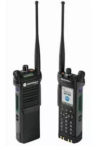 Los radios avanzados de Motorola ayudan a más socorristas a mantenerse comunicados durante situaciones de desastre.