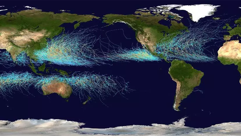 National Hurricane Center data track track yamkuntho