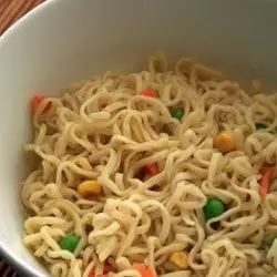 Ramen noodles: usa ka 4,000 ka tuig nga tradisyon?