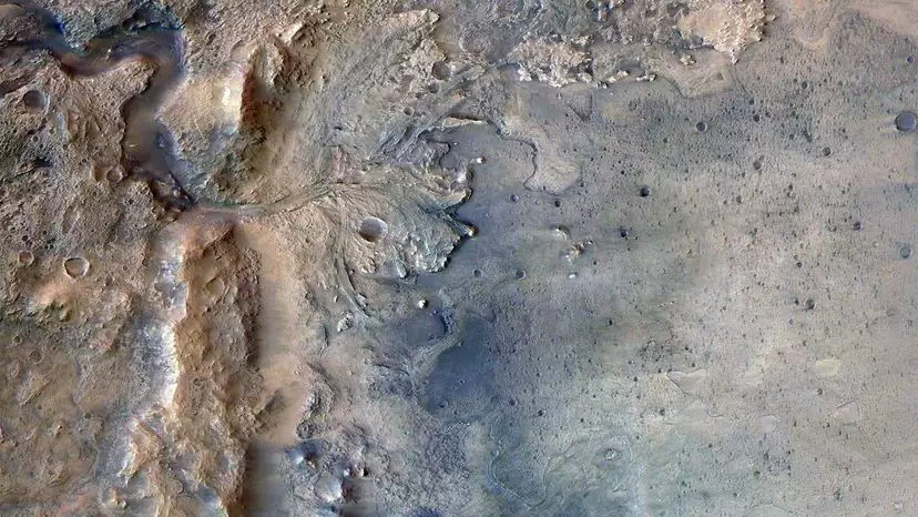 Джезеро кратері