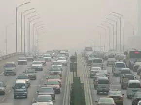 تواجه قلوبنا ورئتنا صعوبة في التعامل مع الجسيمات الدقيقة - مثل التلوث الذي يحوم فوق بكين.