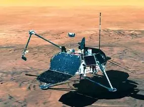 Denna rendering visar Mars Polar Lander som använder en ledad robotarm för att samla in jordprover. Rymdfarkosten på 639 pund lanserades den 3 januari 1999. Tyvärr försvann den in i Mars atmosfär och förlorades för NASA-forskare.