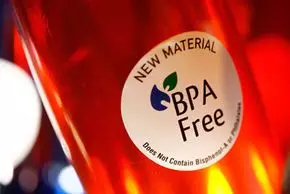 En raison de la demande des consommateurs, il existe maintenant de nombreuses options sans BPA sur le marché