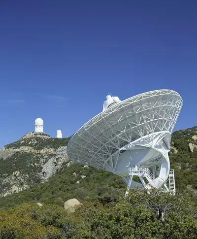 Radio Telescope Image Gallery 4936_5