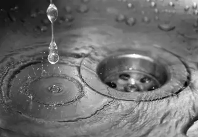 Grått vattenanvändning: avledningssystem