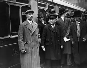 Ф.А.Митчелл-Хеджес 1926-жылдын 6-январында Майялардын Лубаатун шаарын казуу үчүн Борбордук Америкага жөнөп кетет.
