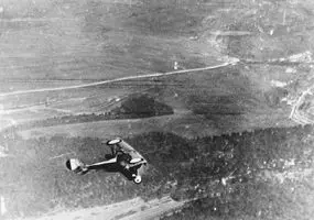 Maneuverability na Nieuport 17 ya ba shi fifiko kan jiragen da ba su da ƙarfi. Amurka, wacce ba ta taba tashi Nieuport 17 a yakin duniya na Icombat ba, ta saya da yawa don amfani da ita a matsayin mai horarwa.