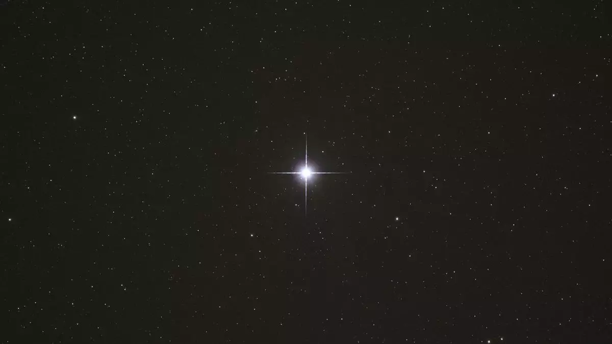 7 hechos llamativos sobre la estrella brillante Vega