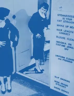 ஆரம்பத்தில், விமான நிறுவனங்கள் பணிப்பெண்களுக்கு கடுமையான கட்டுப்பாடுகளை விதித்தன.