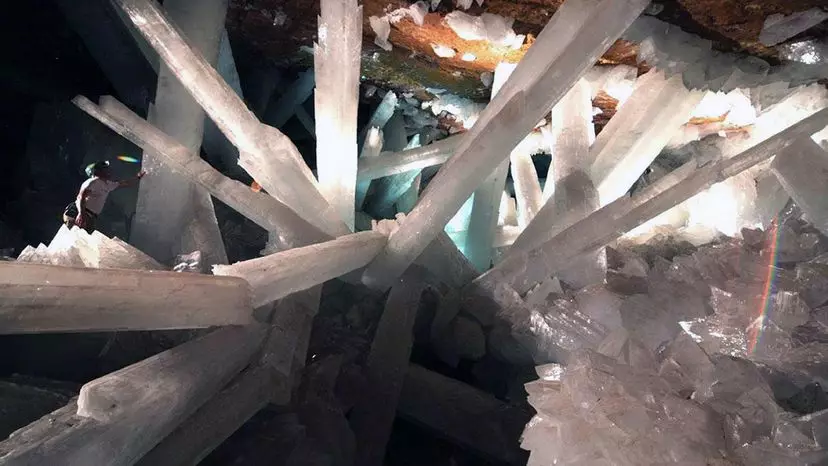 Krystallenes hule