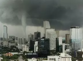 Un tornado colpeja a Miami, el 12 de maig de 1997