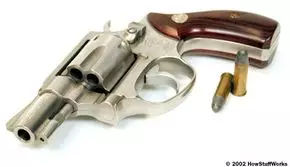 Wéi Revolver Aarbecht 8208_3