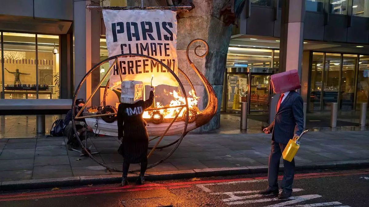 Goroesiad Dynoliaeth 'Amhosibl' Os nad yw'r UD yn Ailymuno â Chytundeb Paris